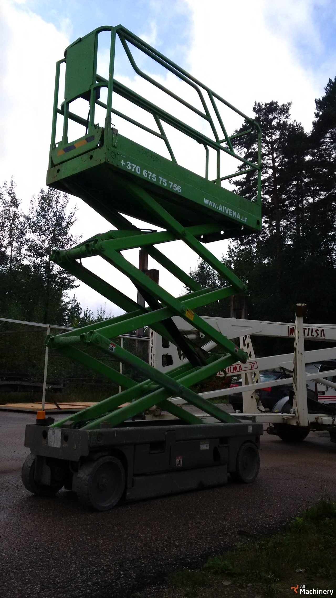 HAULOTTE Compact 8 Scissor lifts (2007 year) |ID 1072